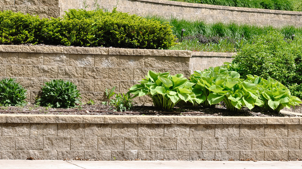 Retaining Walls, Block Walls & Stone Fence Ideas - Traditional ...