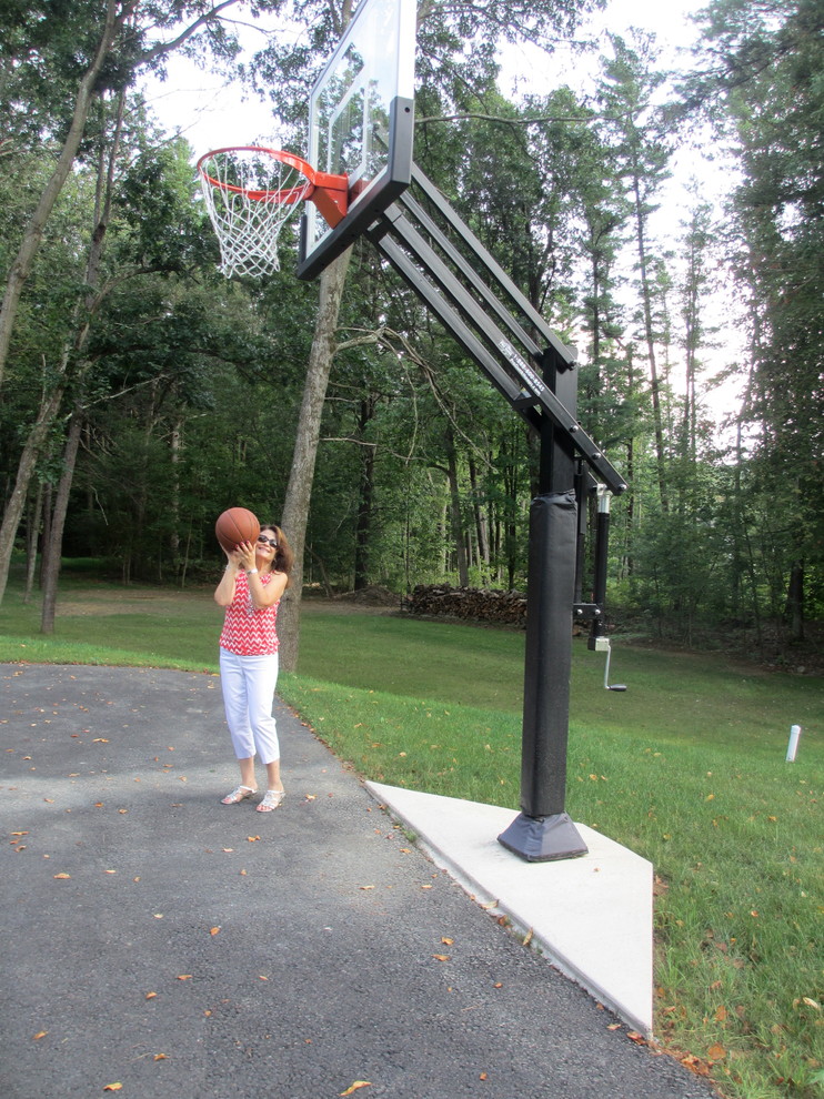 Robert J's Pro Dunk Silver Basketball System on a 30x30 in Port Matilda ...