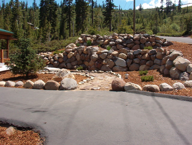 Rock Retaining Walls - Classique - Jardin - Autres périmètres - par ...