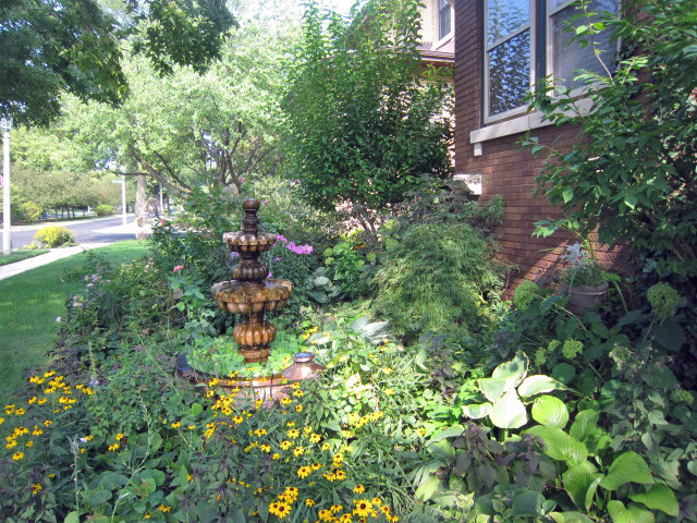 Rooftop Garden on Garage - Traditional - Landscape - Chicago - by Sheri ...