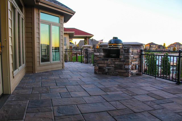 Rooftop View of Hand Laid Paver Patio and Fire Feature - Modern ...