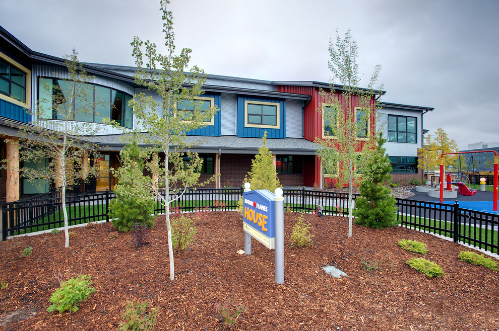 Rotary Flames - Traditional - Landscape - Calgary - by VisionScapes | Houzz