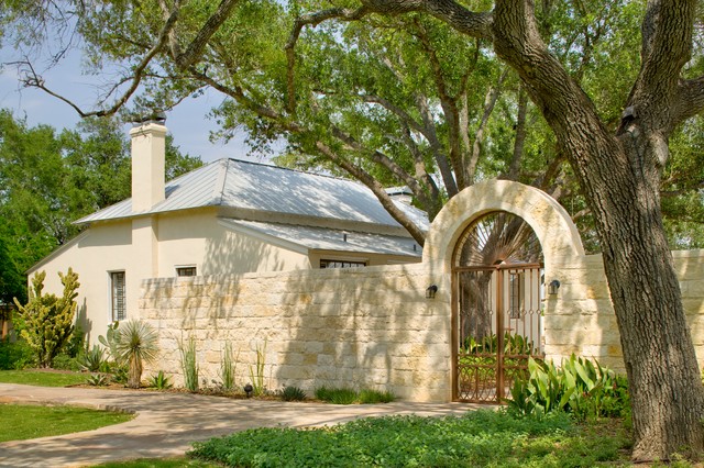 Rustic Hacienda Style Texas Ranch - Sudoeste - Jardín - Houston - de ...