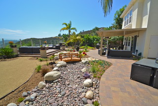Scripps Highlands-Pavers, Bridge & Flagstone Pathway - Tropical ...