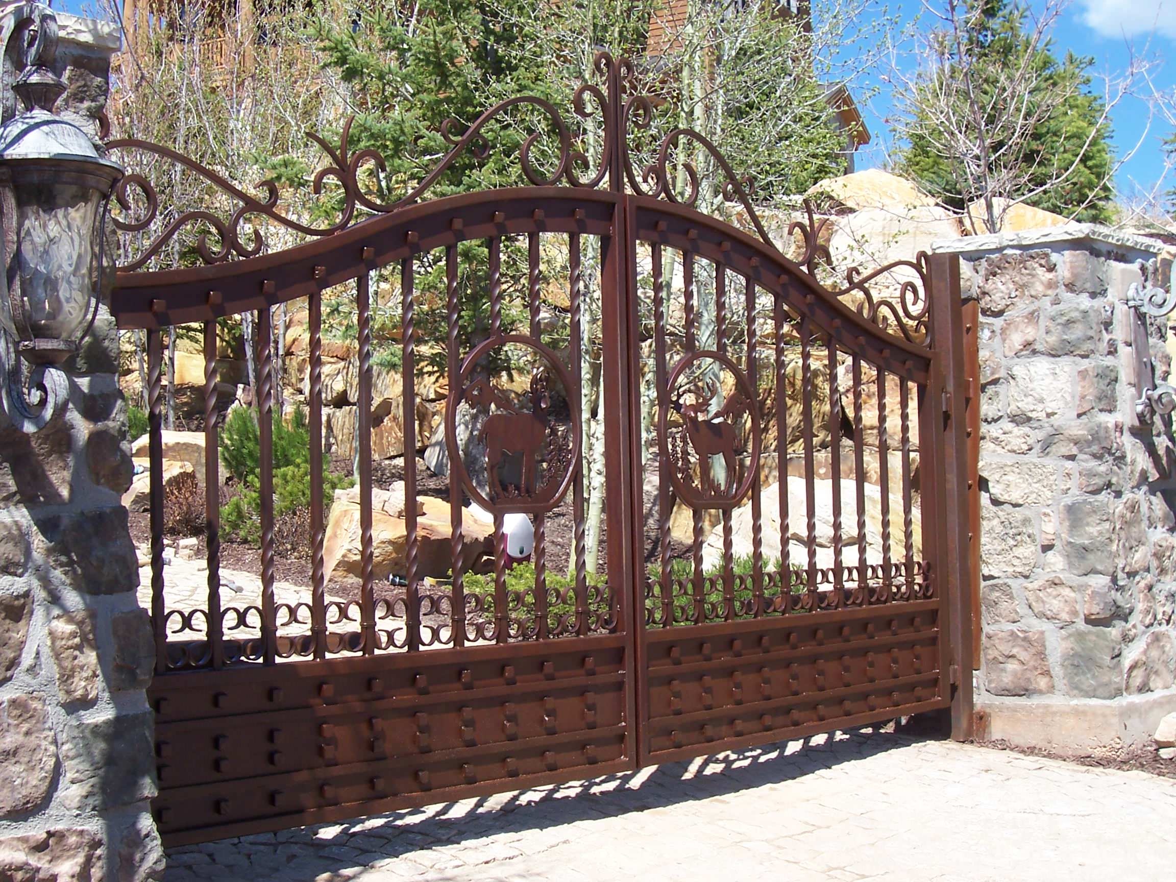 Simple Iron Gate