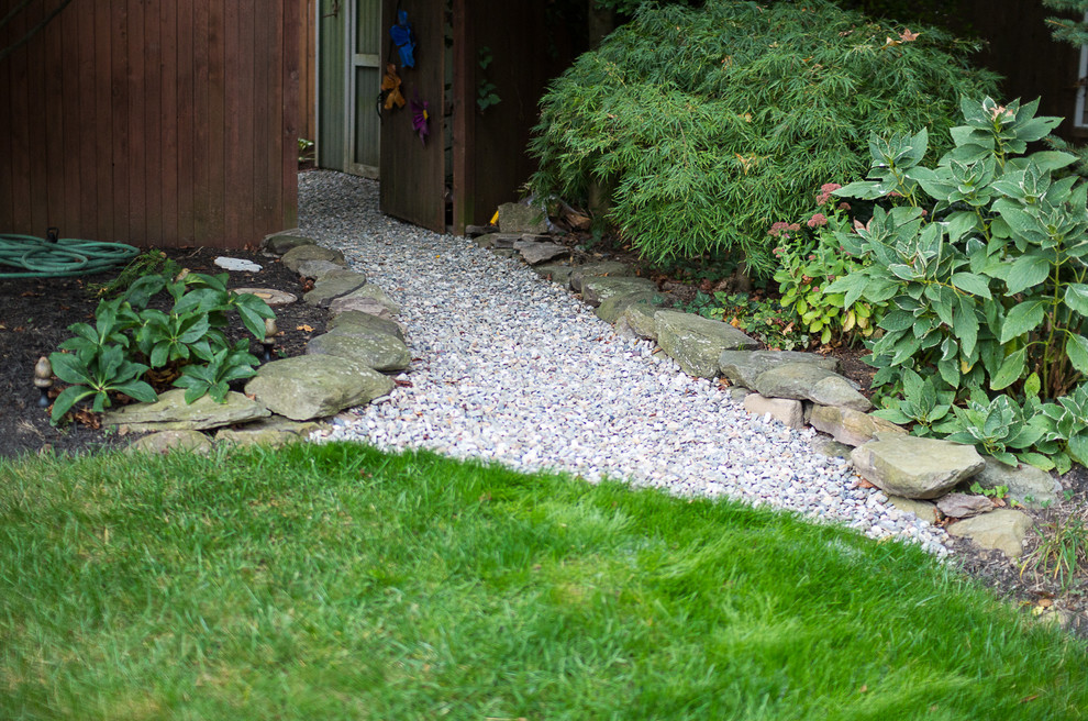 Side Stone Walkway - Landscape - Wilmington - by DiSabatino Landscaping ...