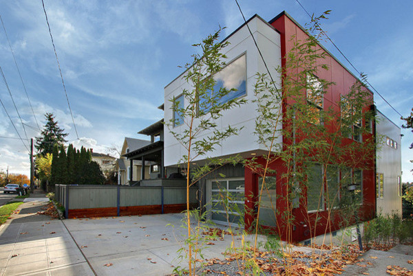 Skinny Phat - Modern - Landscape - Seattle - by True Scape Design | Houzz