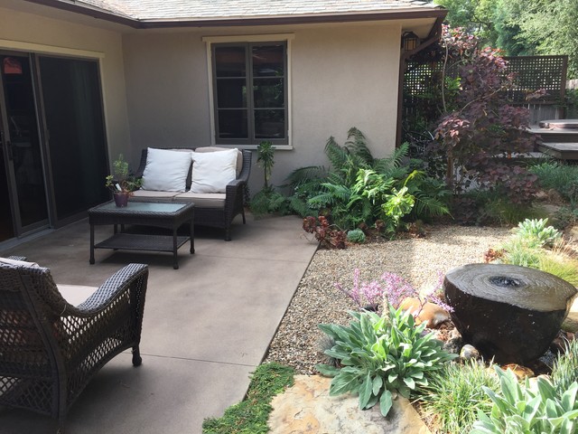 Small Indoor/Outdoor Living Nature Scape - Rustic - Garden - Los ...