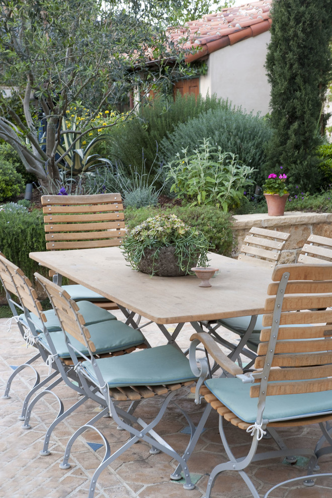 South Bay Provençal - Mediterranean - Patio - Los Angeles - by Gabriela ...