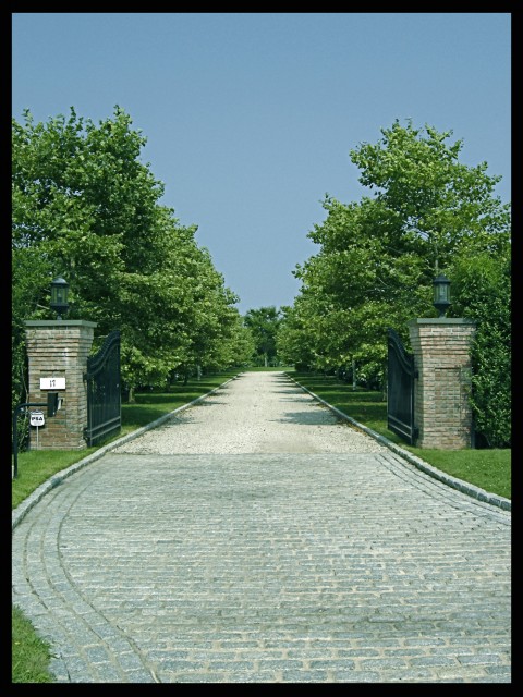 Southampton grand entrance and driveway - Eclectic - Garden - New York ...