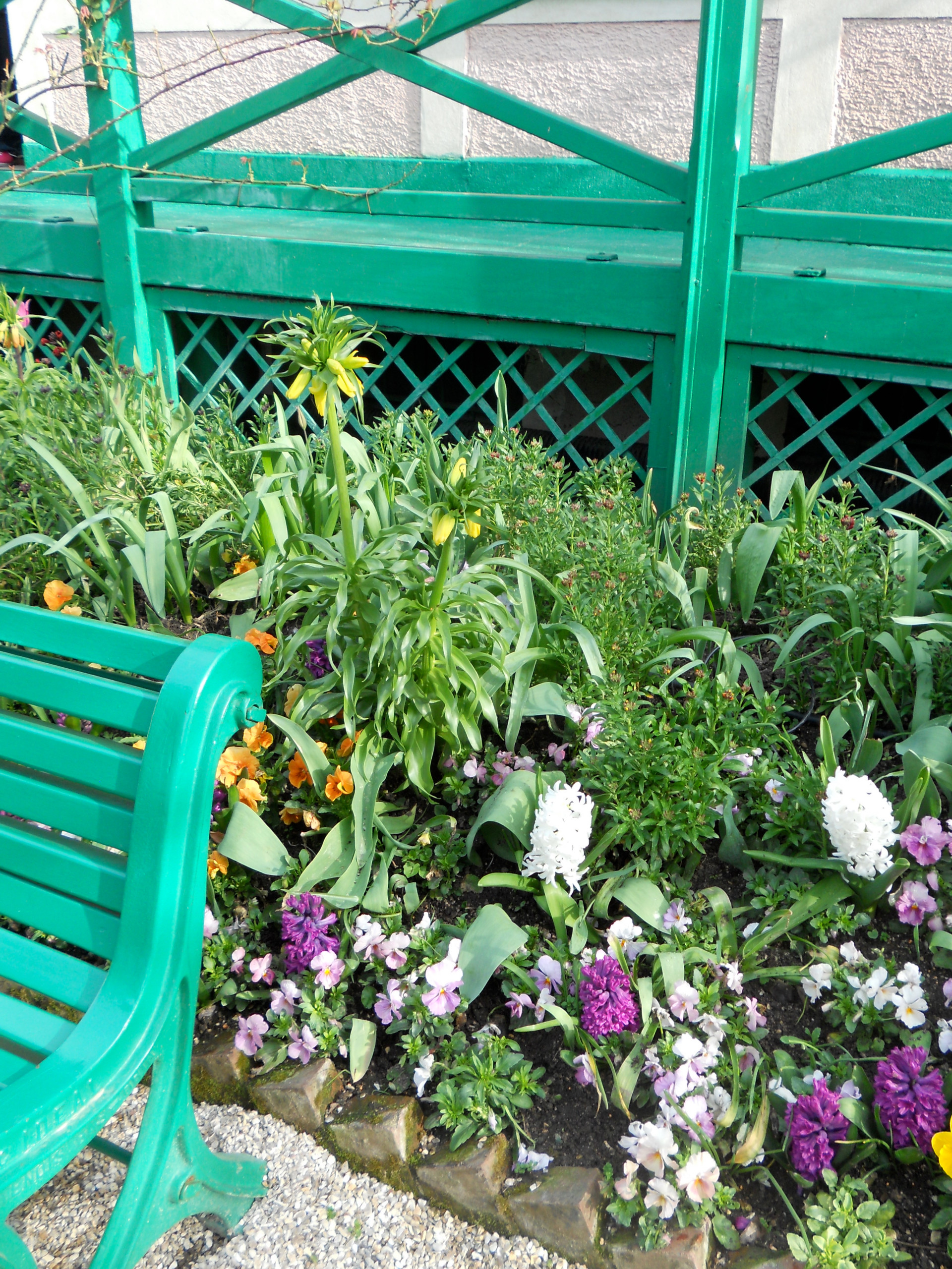 Take a Mini Springtime Tour of Monet's Giverny Gardens