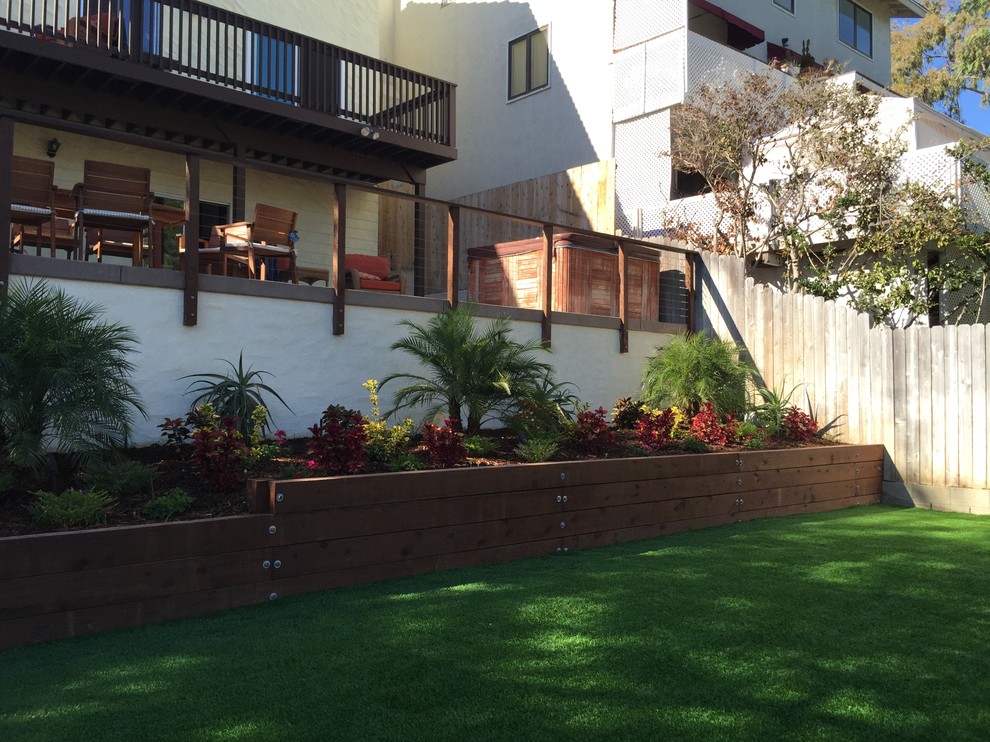 Steep Backyard - Mission Bay - Contemporary - Landscape - San Diego ...