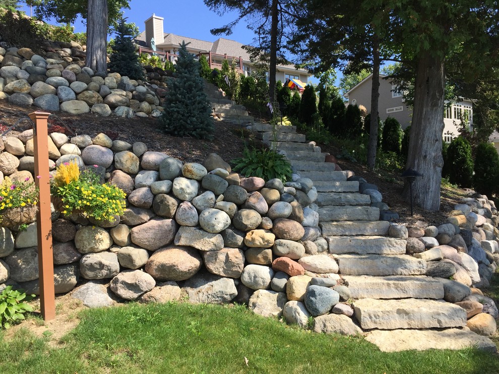 Steps & walls for steep slopes - Garden - Milwaukee - by LAMMSCAPES ...