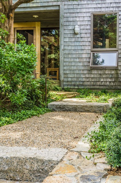 Stone Steps, Pea Stone and Front Entrance, Cape Cod, MA - Jardin ...