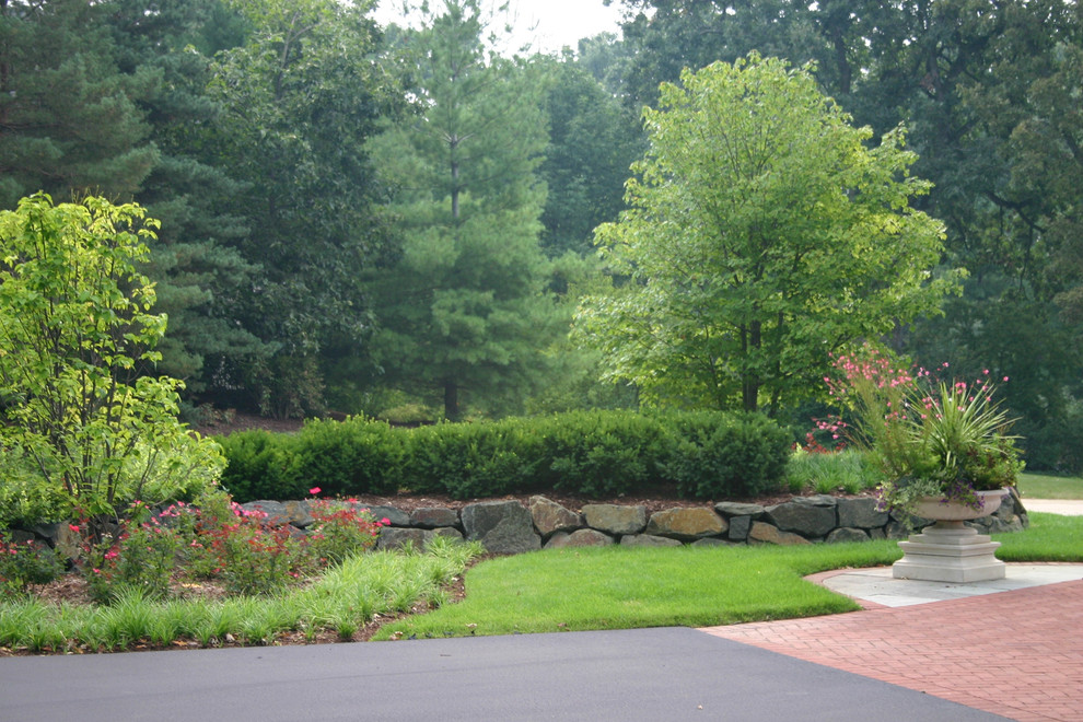 Suburban Oasis - Traditional - Landscape - Chicago - by Western DuPage ...