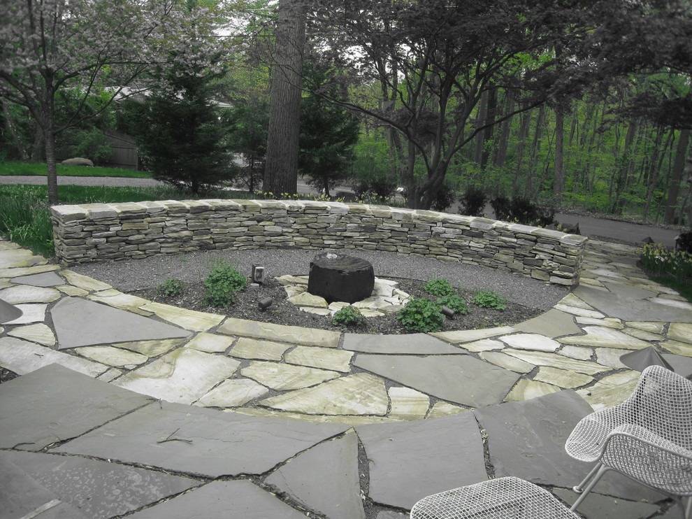 SURPRISE: stone wall hides this quaint water feature before the front ...