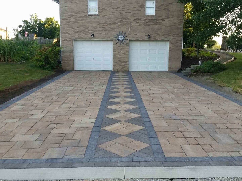 Techo Bloc Blu80 Driveway - Traditional - Landscape - Other - by Zeke's ...