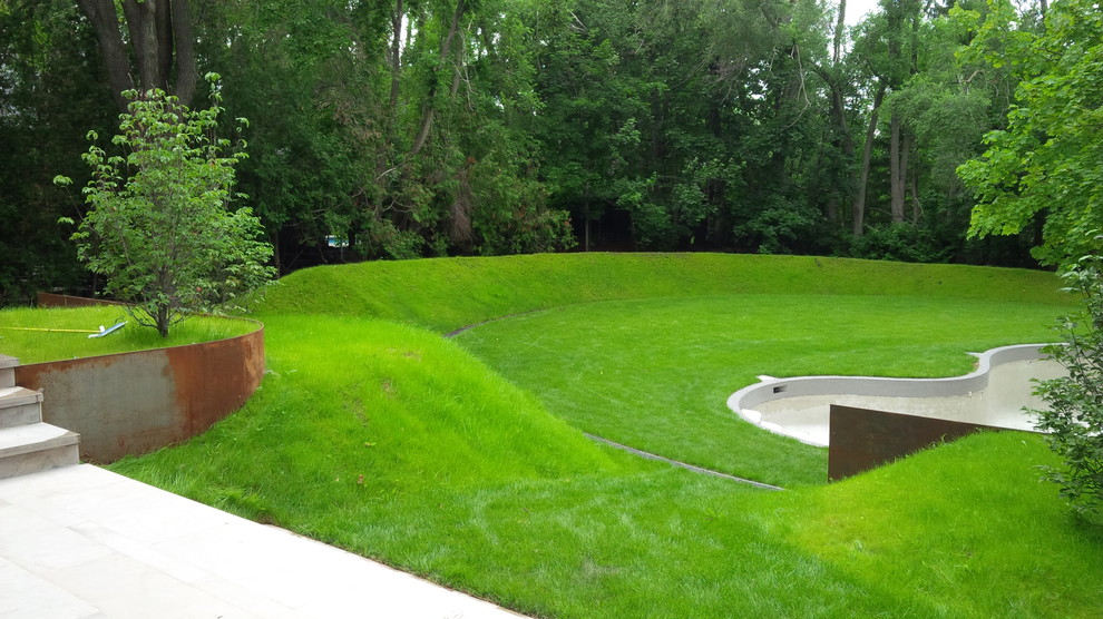 The Berm Job - Modern - Landscape - Toronto - by Arbordale Landscaping ...