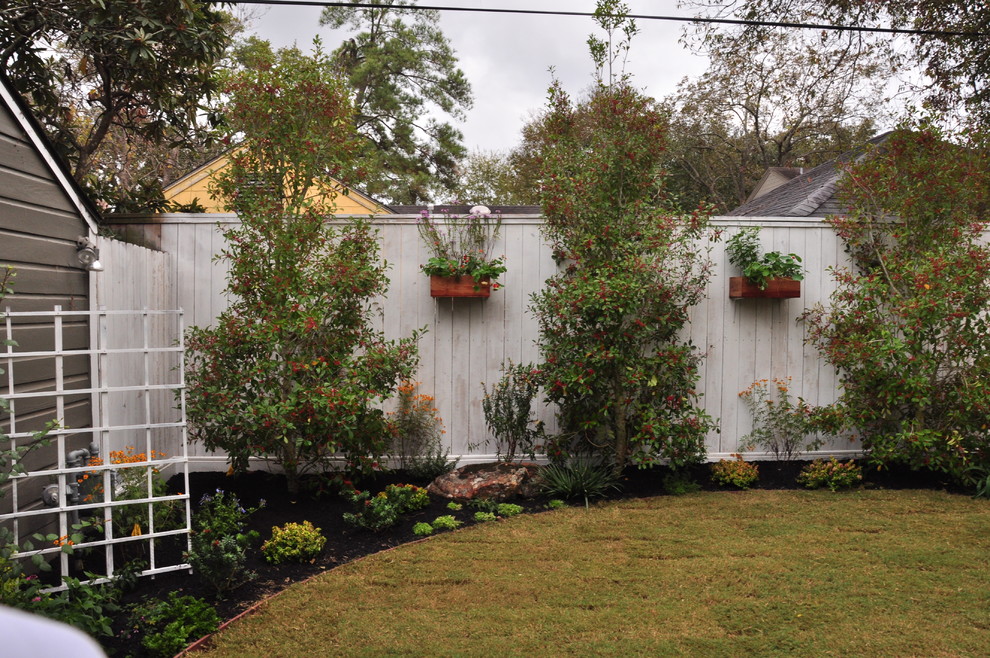 Tiny West University backyard - Traditional - Garden - Houston - by ...