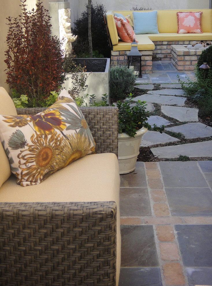 Traditional comfort - Traditional - Landscape - Orange County - by ...