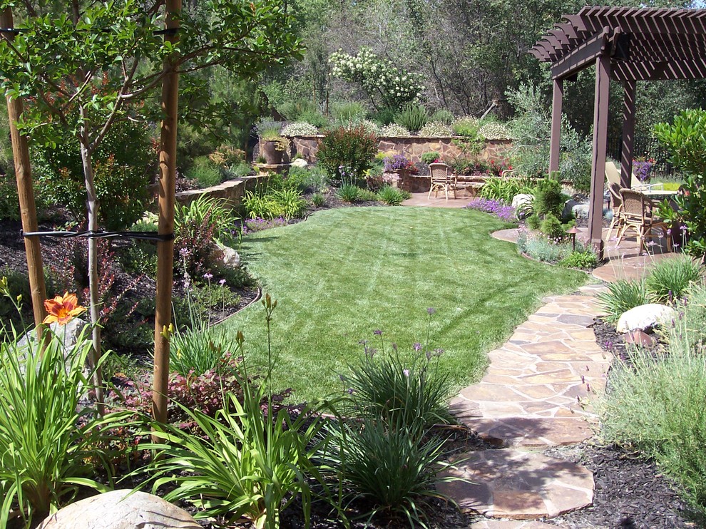 Traditional Landscape - Traditional - Landscape - Sacramento | Houzz
