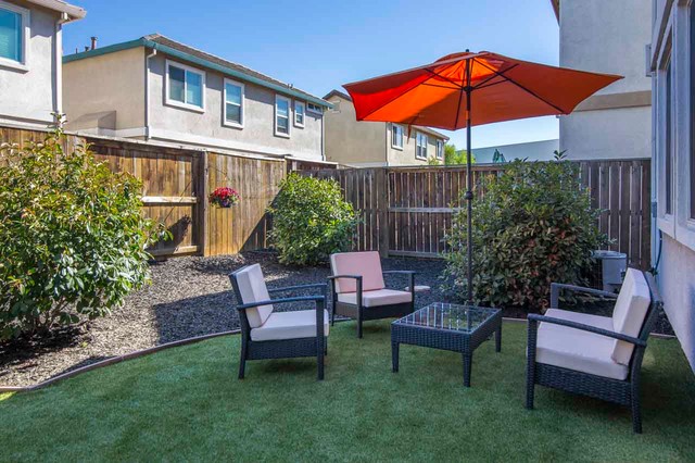 Travis Court - Traditional - Garden - San Francisco - by Liz Blomeyer ...