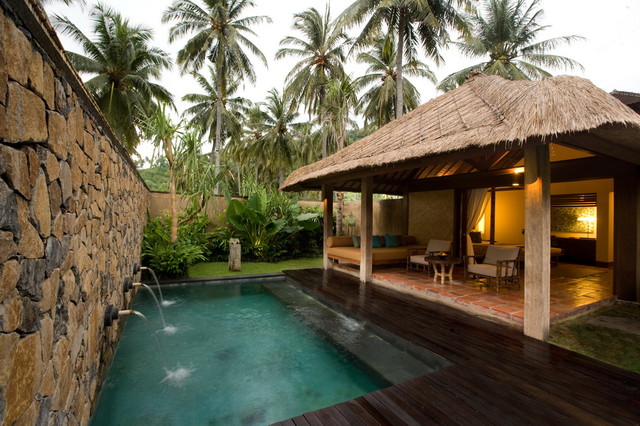 Tropical Landscape Design at Jeeva Klui Lombok - Tropical - Garden ...