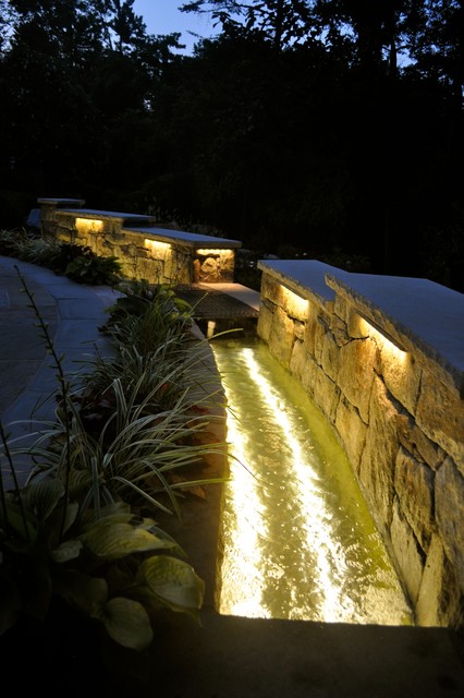Trough Water Feature - Clásico - Jardín - Washington D. C. - de Hughes ...
