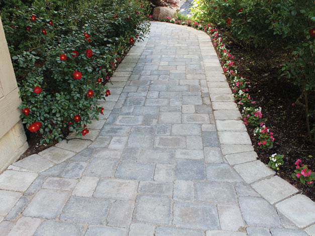 Unilock Brussels Block Walkway - Traditional - Landscape - Detroit - by ...