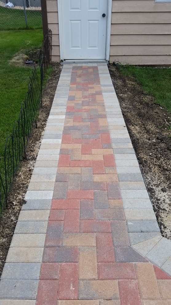 Unilock Hollandstone Paver Walkway - Landscape - Chicago - by ...