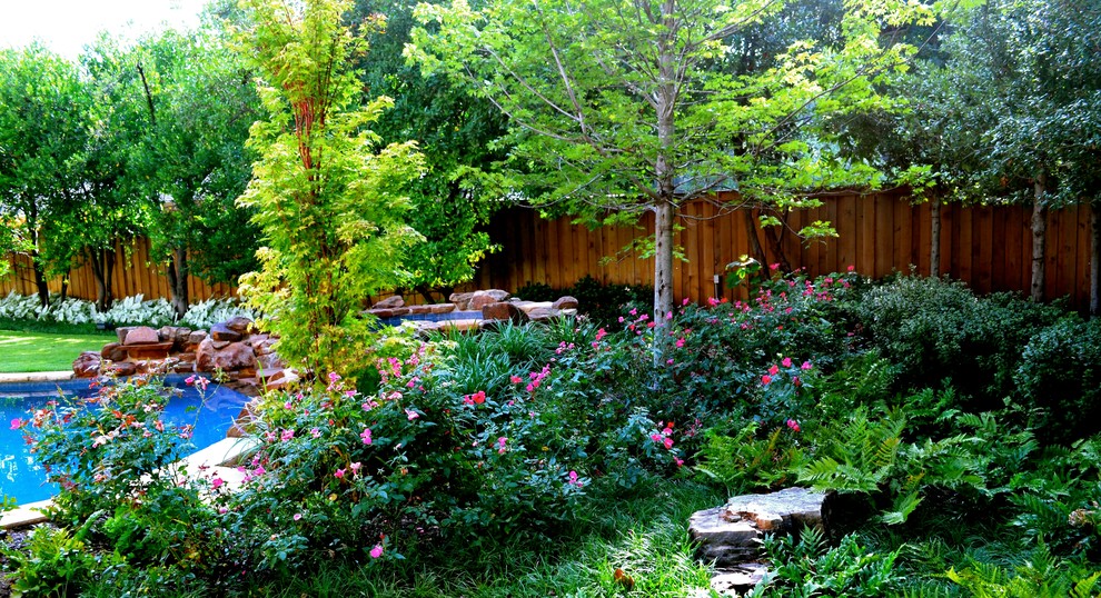 University Park Backyard - Traditional - Landscape - Dallas - by Lawns ...