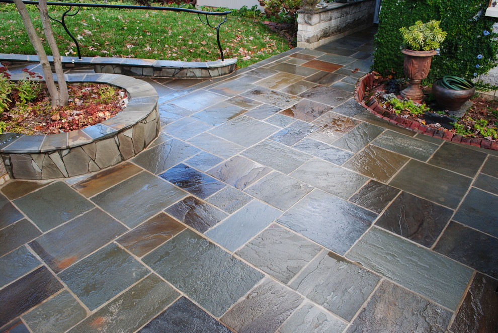 Variegated Bluestone Patio in Stratford Hills - Richmond, Va ...