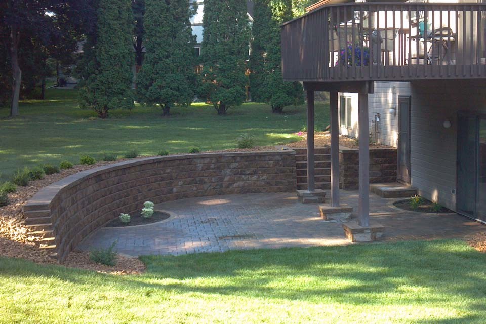 Walk-Out Basement Patio, Eagan, MN - Traditional - Landscape ...
