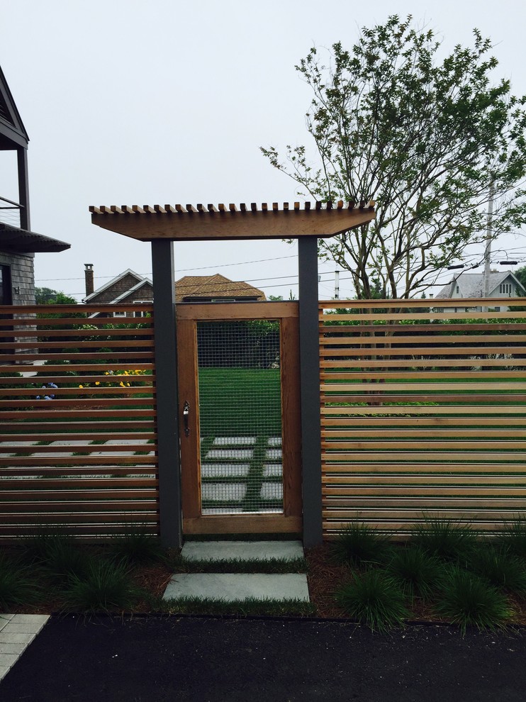 Walking Gates - Contemporary - Landscape - New York - by East Hampton ...