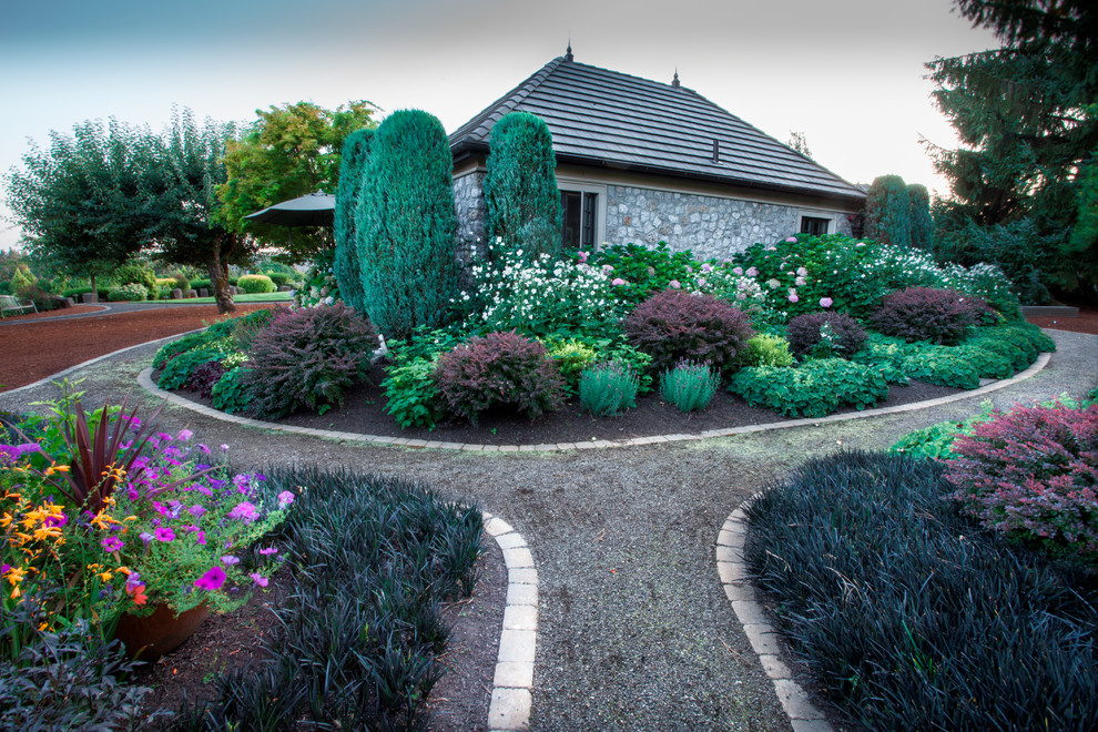 Walking Path - Farmhouse - Landscape - Portland - by Drake's 7 Dees ...