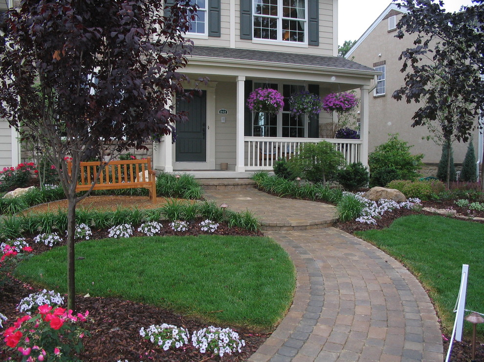 Walkways and Paths - Traditional - Garden - Columbus - by GreenScapes ...