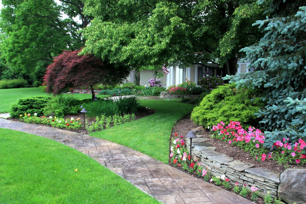 Walkways & Paths - Traditional - Landscape - Cleveland - by The Pattie ...