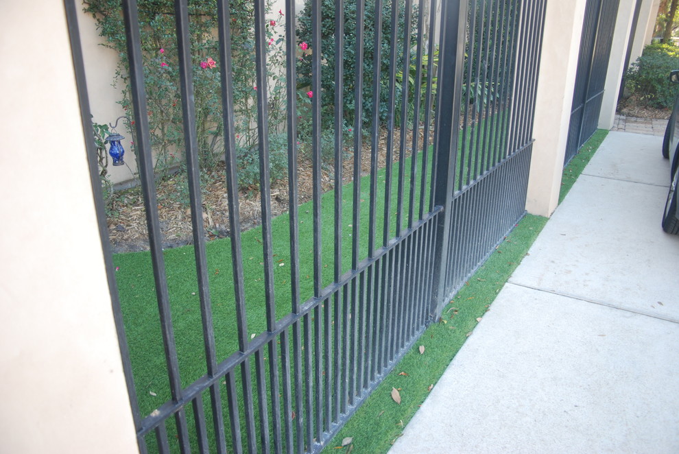 Westheimer Area Dog Run - Traditional - Landscape - Houston - by Turf ...