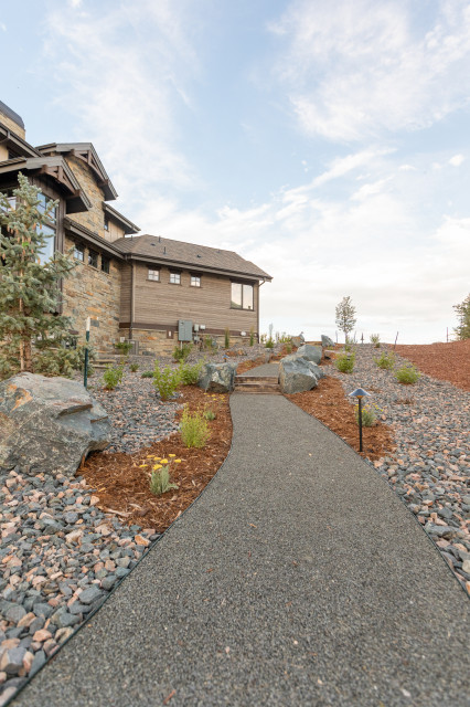 Wild Wing Residence - クラフツマン - 庭 - デンバー - Deep Seeded Landscape and ...