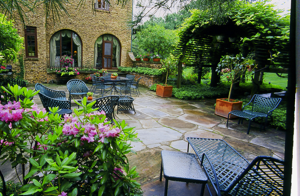 Winnetka Residence - Traditional - Patio - Chicago - by ILT Vignocchi ...
