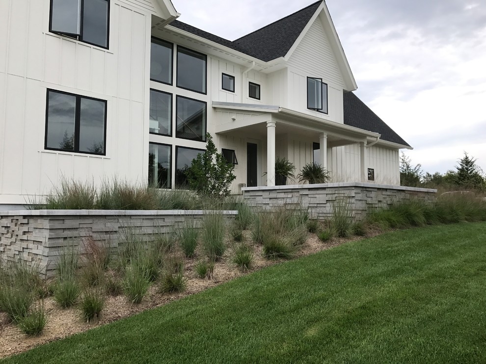 Wisconsin Contemporary Farmhouse - Farmhouse - Landscape - Minneapolis ...
