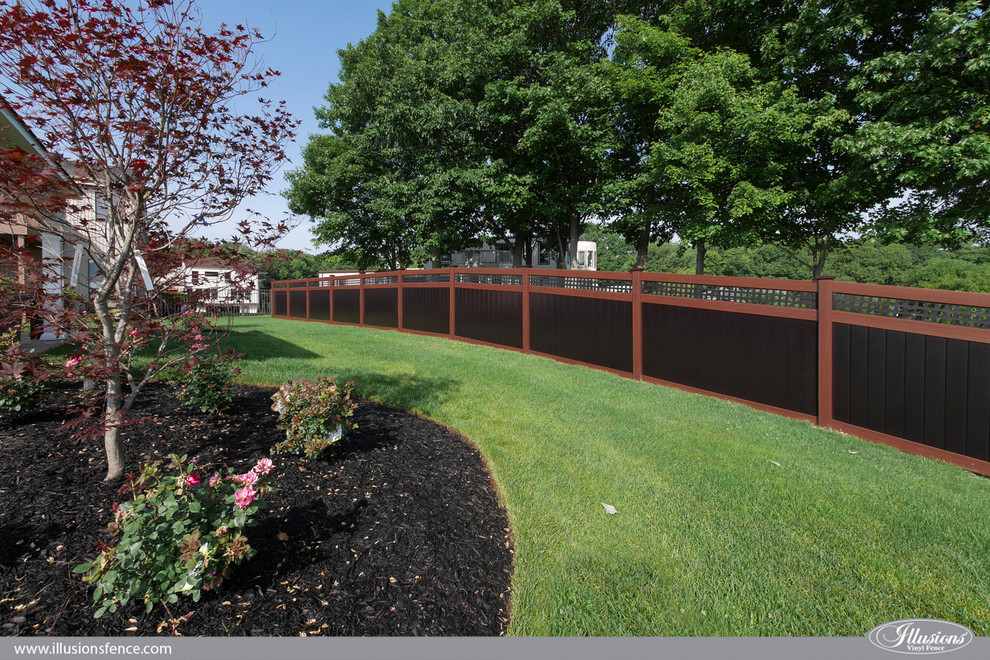 Wood Grain PVC Vinyl Fence by Illusions Vinyl Fence - Contemporary ...