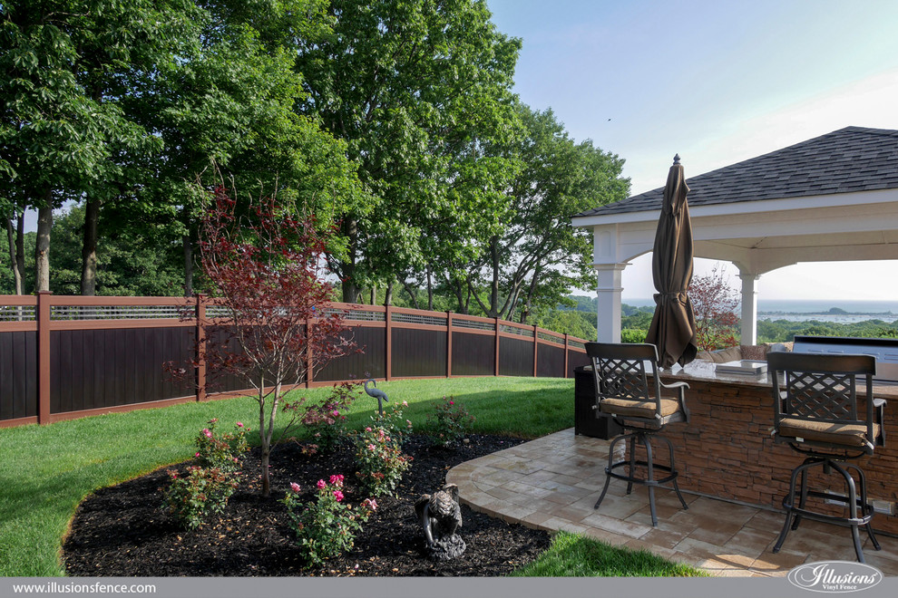 Wood Grain PVC Vinyl Fence by Illusions Vinyl Fence - Contemporary ...