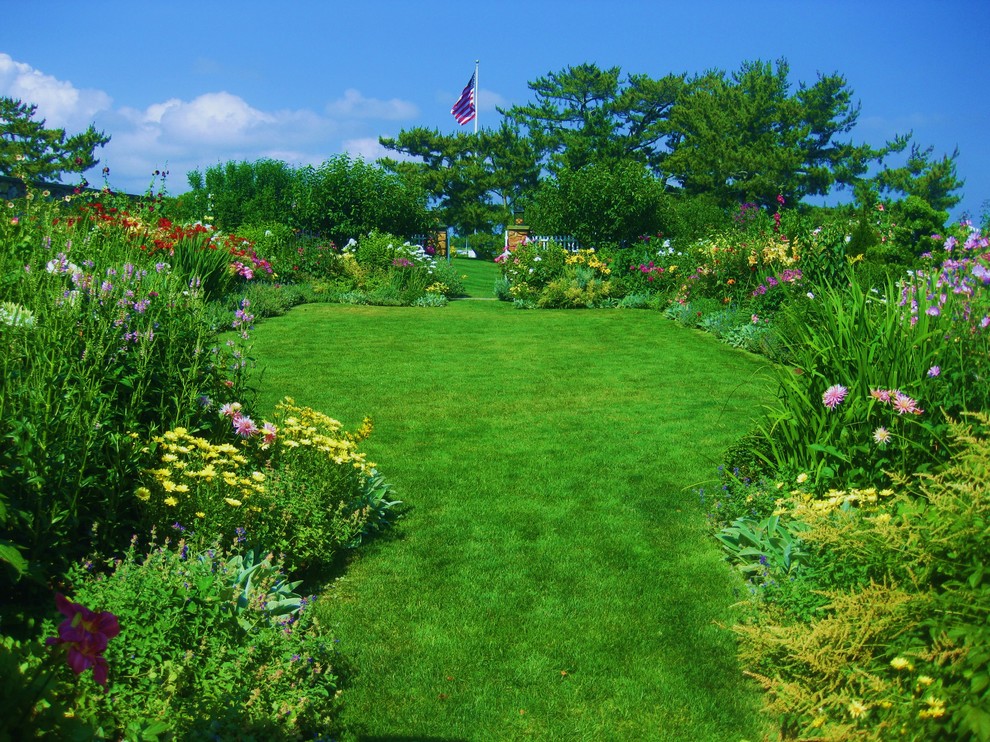 Woods Hole Seaside - Traditional - Landscape - Boston - by Maria Hickey ...