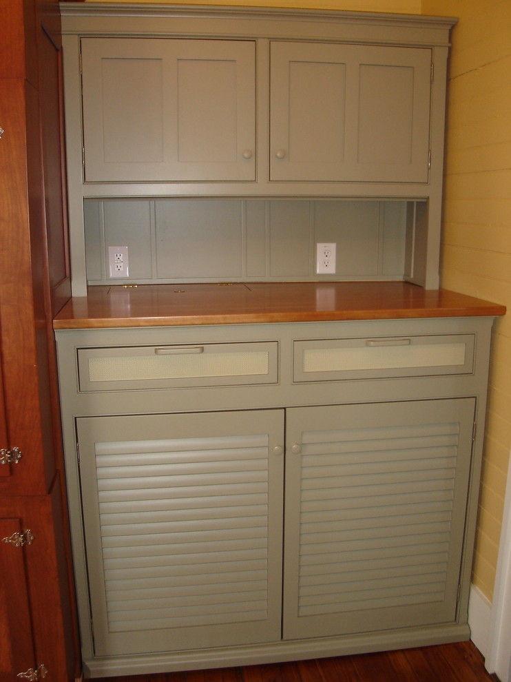 Concealed Washer and Dryer - Laundry Room - Philadelphia - by YesterTec ...