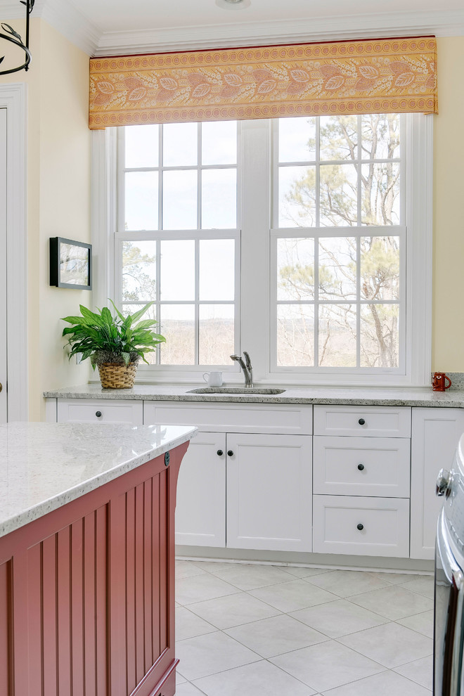 Custom Colonial - Laundry Room - Raleigh - by Palley & Southard Designs ...