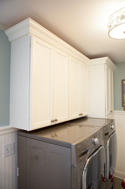 Efficient Laundry Room in Elgin - Traditional - Laundry Room - Chicago ...