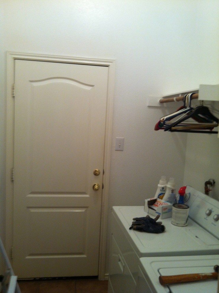 High Ceiling Laundry Room - Modern - Laundry Room - Austin - by JLL ...