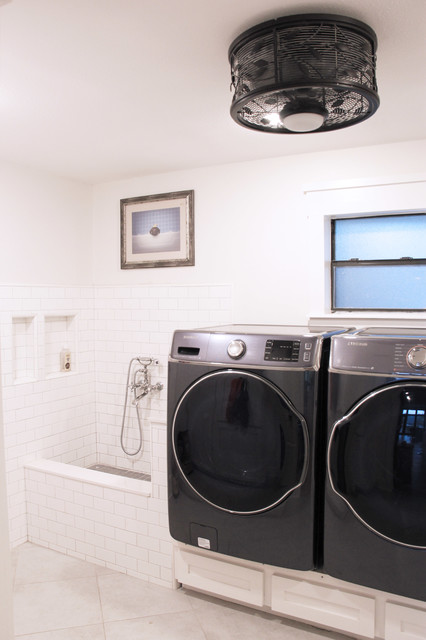 Laundry & Dog SPA - Laundry Room - Austin - by D|X|3 | Houzz AU