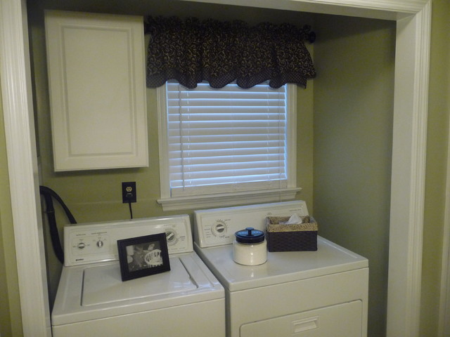 Laundry/Powder Room - Traditional - Laundry Room - Philadelphia - by ...